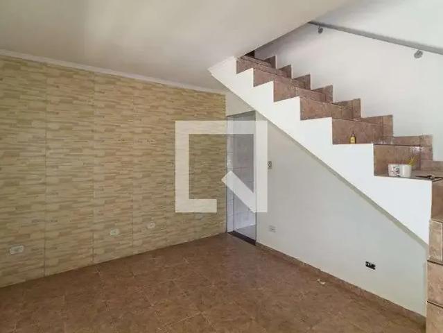 Casa / Sobrado para Locação em São Paulo/SP Sapopemba 5 Quartos
