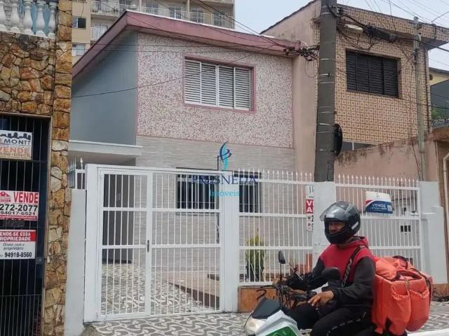 Casa / Sobrado para Locação em São Paulo/SP Sítio Pinheirinho 3 Quartos