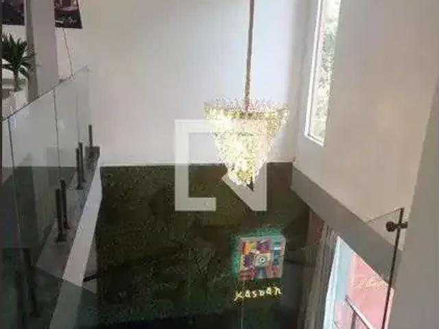 Casa / Sobrado para Locação em São Paulo/SP Sumaré 4 Quartos