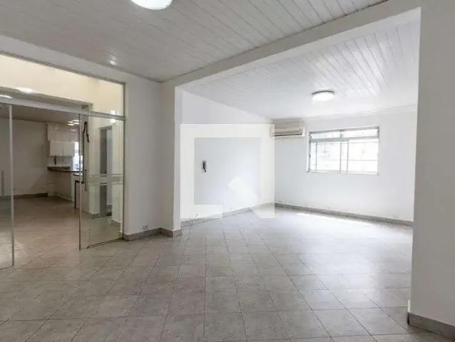 Casa / Sobrado para Locação em São Paulo/SP Pompéia 4 Quartos