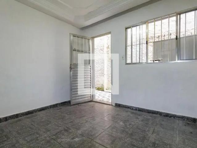 Casa / Sobrado para Locação em São Paulo/SP Ponte Rasa 1 Quartos