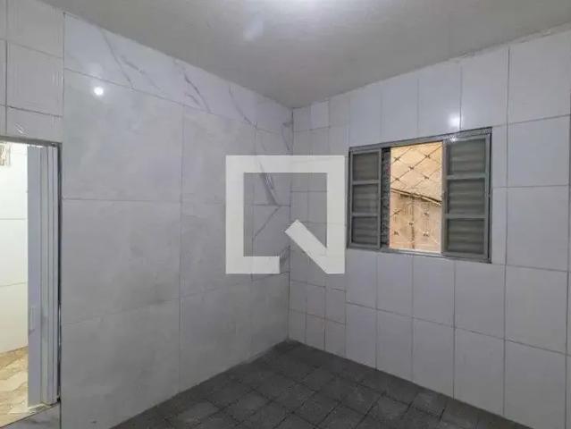 Casa / Sobrado para Locação em São Paulo/SP Ponte Rasa 1 Quartos