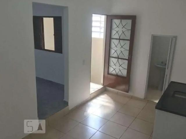Casa / Sobrado para Locação em São Paulo/SP Ponte Rasa 1 Quartos