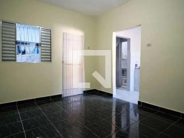 Casa / Sobrado para Locação em São Paulo/SP Ponte Rasa 1 Quartos