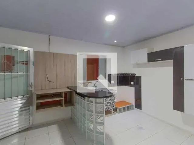 Casa / Sobrado para Locação em São Paulo/SP Ponte Rasa 1 Quartos