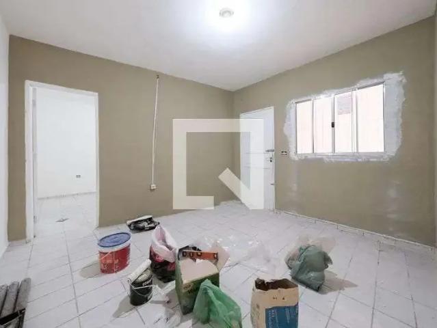 Casa / Sobrado para Locação em São Paulo/SP Ponte Rasa 2 Quartos