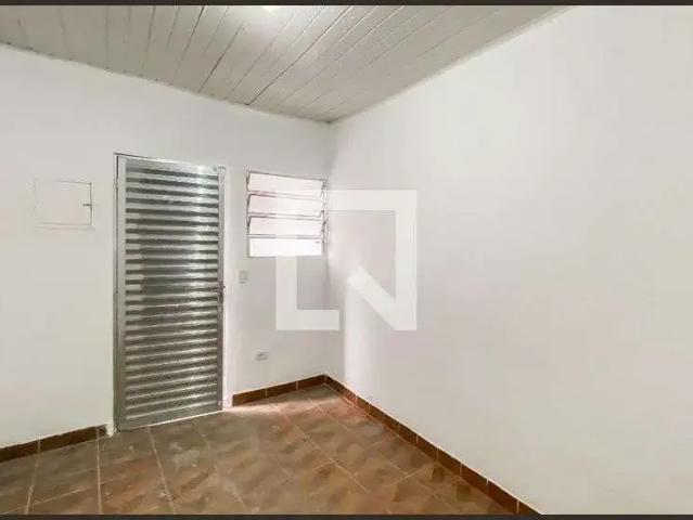 Casa / Sobrado para Locação em São Paulo/SP Ponte Rasa 2 Quartos