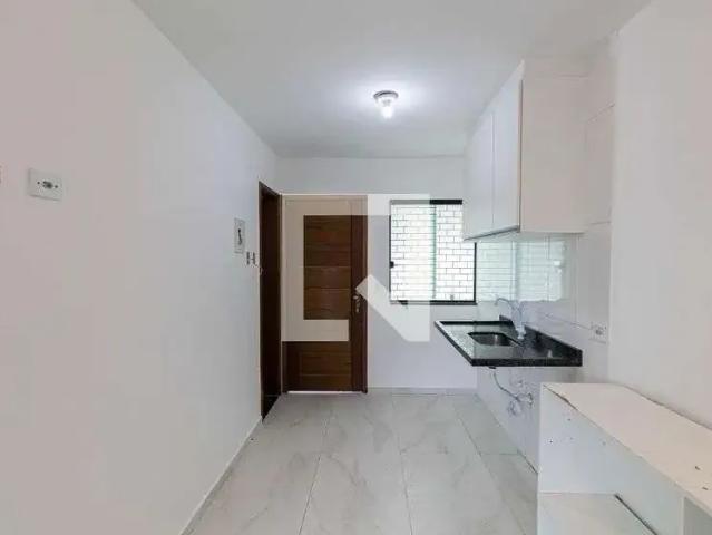 Casa / Sobrado para Locação em São Paulo/SP Ponte Rasa 2 Quartos