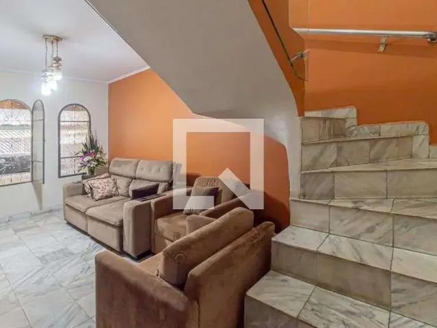 Casa / Sobrado para Locação em São Paulo/SP Ponte Rasa 3 Quartos