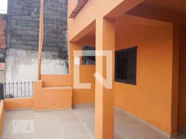 Casa / Sobrado para Locação em São Paulo/SP Ponte Rasa 3 Quartos