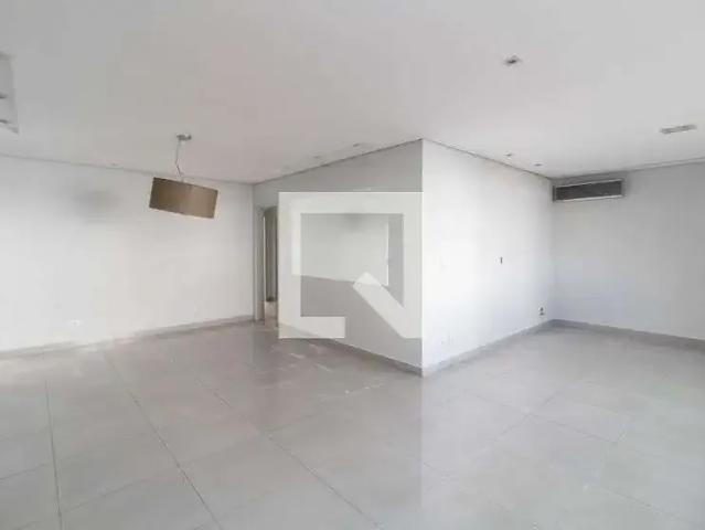 Casa / Sobrado para Locação em São Paulo/SP Ponte Rasa 3 Quartos