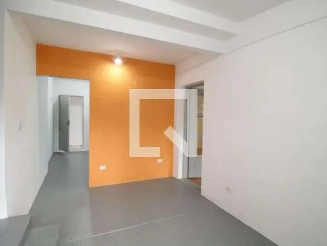 Casa / Sobrado para Locação em São Paulo/SP Ponte Rasa 3 Quartos