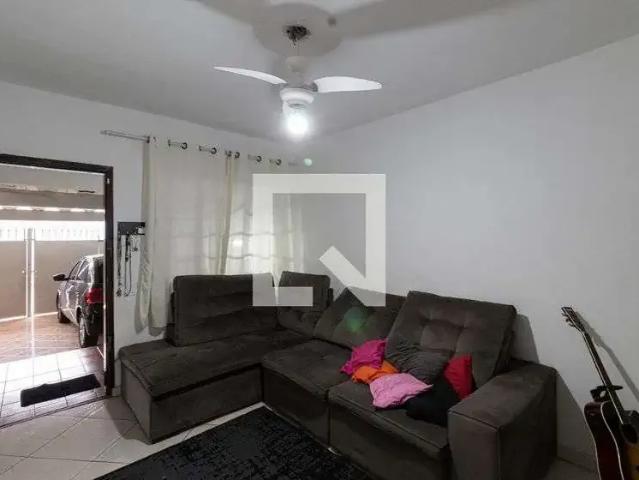 Casa / Sobrado para Locação em São Paulo/SP Ponte Rasa 3 Quartos
