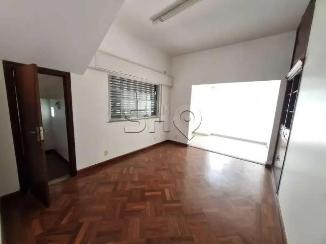 Casa / Sobrado para Locação em São Paulo/SP Pacaembu 12 Quartos