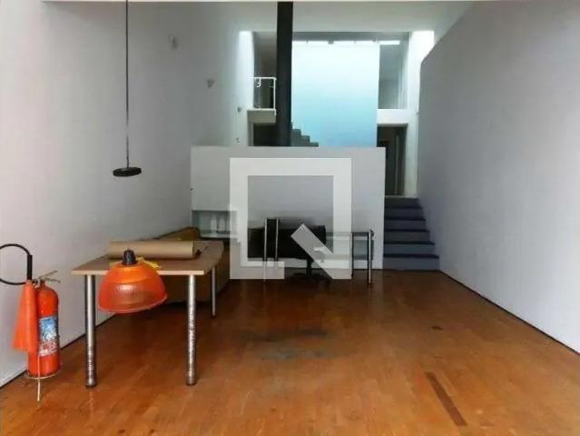 Casa / Sobrado para Locação em São Paulo/SP Panamby 5 Quartos
