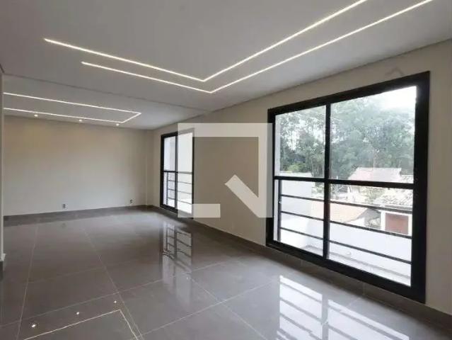 Casa / Sobrado para Locação em São Paulo/SP Panamby 3 Quartos