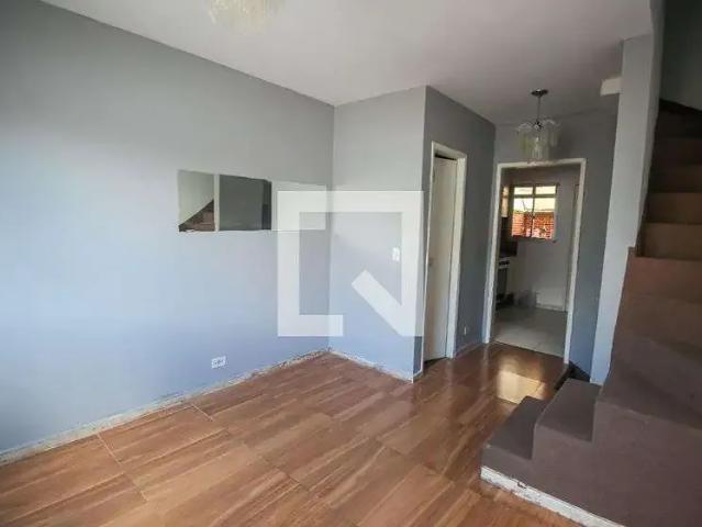 Casa / Sobrado para Locação em São Paulo/SP Parque Munhoz 2 Quartos