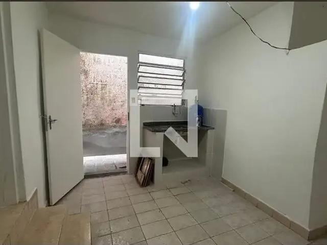 Casa / Sobrado para Locação em São Paulo/SP Parque Maria Helena 1 Quartos