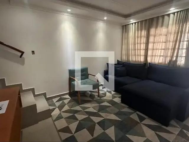 Casa / Sobrado para Locação em São Paulo/SP Parque Maria Helena 3 Quartos