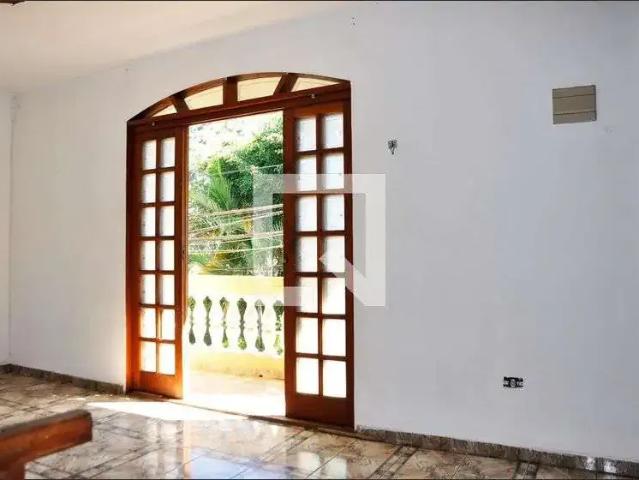 Casa / Sobrado para Locação em São Paulo/SP Parque Nações Unidas 3 Quartos