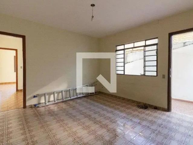 Casa / Sobrado para Locação em São Paulo/SP Parque Ipê 3 Quartos