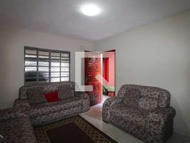 Casa / Sobrado para Locação em São Paulo/SP Parque Regina 4 Quartos