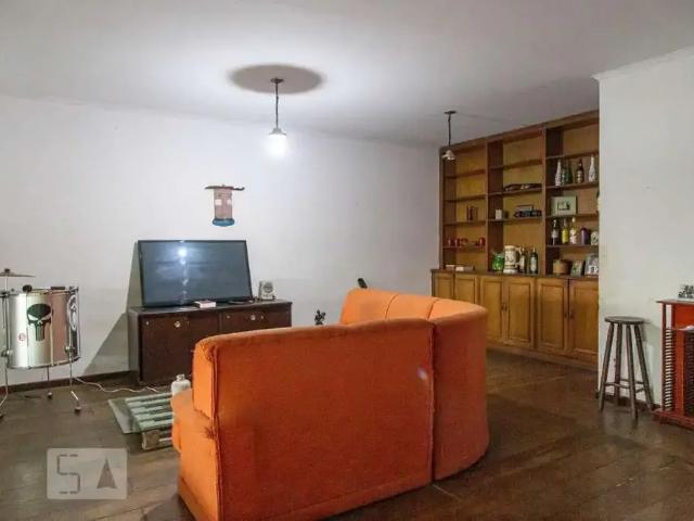 Casa / Sobrado para Locação em São Paulo/SP Parque São Lucas 5 Quartos