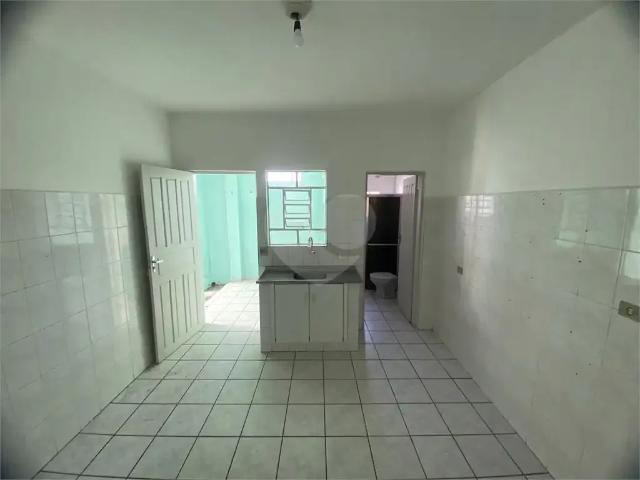 Casa / Sobrado para Locação em São Paulo/SP Parque São Lucas 1 Quartos