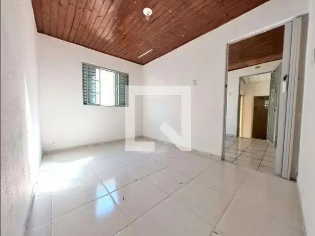 Casa / Sobrado para Locação em São Paulo/SP Parque São Luís 1 Quartos