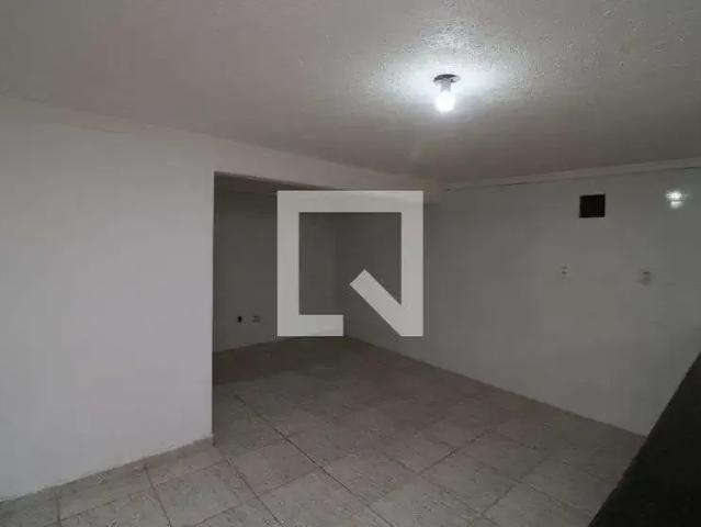 Casa / Sobrado para Locação em São Paulo/SP Parque São Rafael 2 Quartos