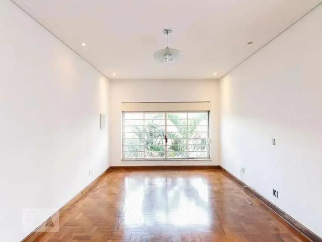 Casa / Sobrado para Locação em São Paulo/SP Penha De França 3 Quartos