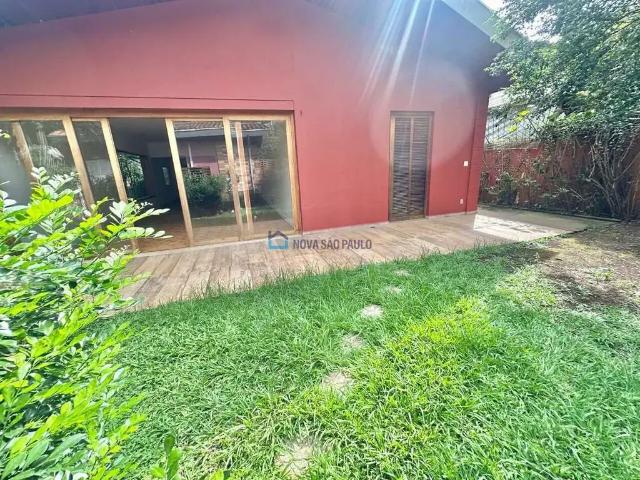Casa / Sobrado para Locação em São Paulo/SP Pinheiros 3 Quartos
