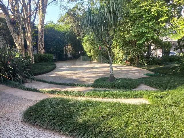Casa / Sobrado para Locação em São Paulo/SP Pinheiros 5 Quartos