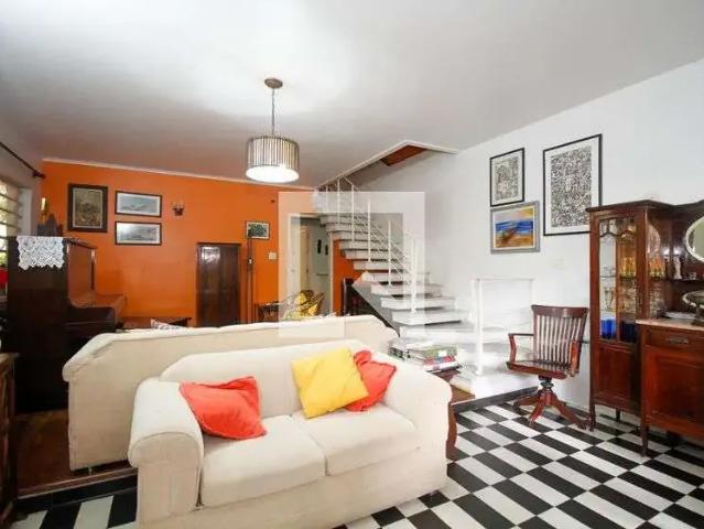 Casa / Sobrado para Locação em São Paulo/SP Pinheiros 5 Quartos