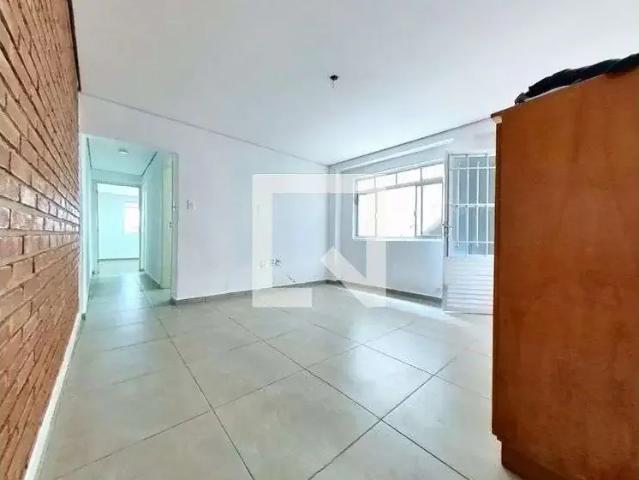 Casa / Sobrado para Locação em São Paulo/SP Piqueri 4 Quartos
