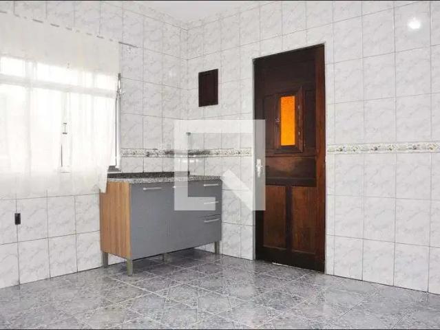 Casa / Sobrado para Locação em São Paulo/SP Piqueri 2 Quartos