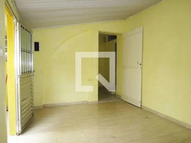 Casa / Sobrado para Locação em São Paulo/SP Piqueri 2 Quartos