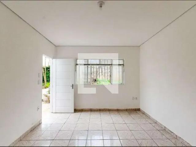 Casa / Sobrado para Locação em São Paulo/SP Piqueri 2 Quartos