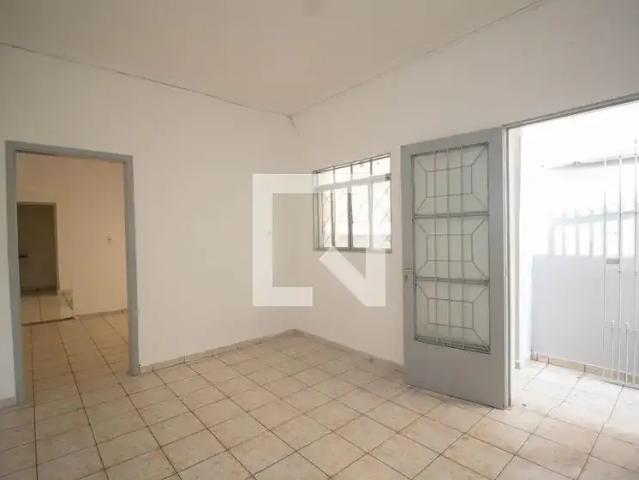 Casa / Sobrado para Locação em São Paulo/SP Piqueri 2 Quartos