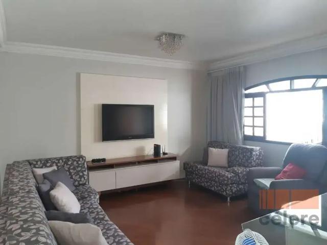 Casa / Sobrado para Locação em São Paulo/SP Quarta Parada 4 Quartos
