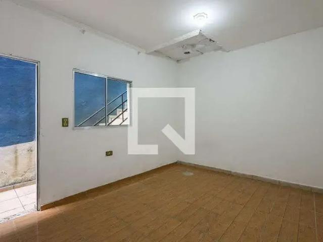 Casa / Sobrado para Locação em São Paulo/SP Raposo Tavares 1 Quartos