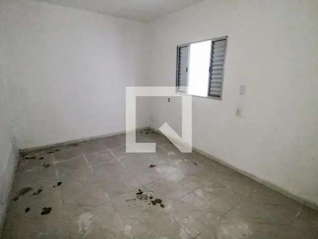 Casa / Sobrado para Locação em São Paulo/SP Raposo Tavares 1 Quartos
