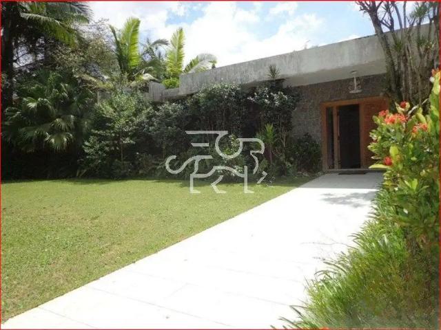 Casa / Sobrado para Locação em São Paulo/SP Retiro Morumbi 4 Quartos