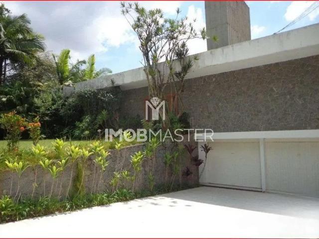 Casa / Sobrado para Locação em São Paulo/SP Retiro Morumbi 4 Quartos
