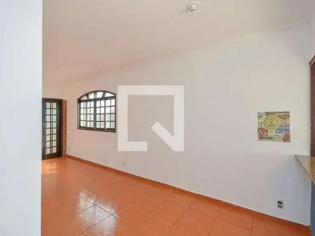 Casa / Sobrado para Locação em São Paulo/SP Rio Bonito 2 Quartos
