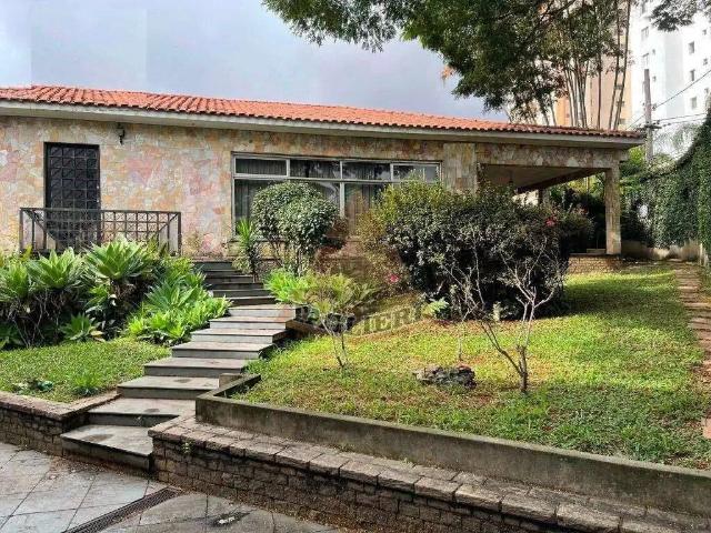 Casa / Sobrado para Locação em São Paulo/SP Tatuapé 6 Quartos