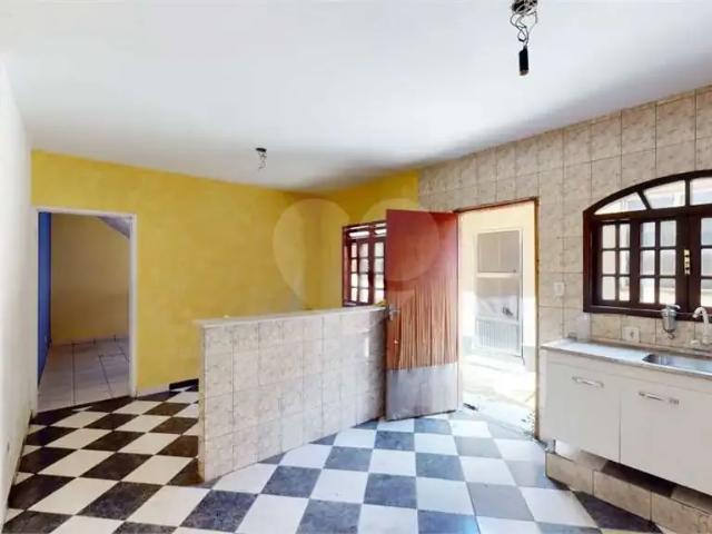 Casa / Sobrado para Locação em São Paulo/SP Tatuapé 2 Quartos