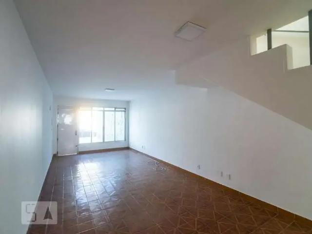 Casa / Sobrado para Locação em São Paulo/SP Tatuapé 3 Quartos