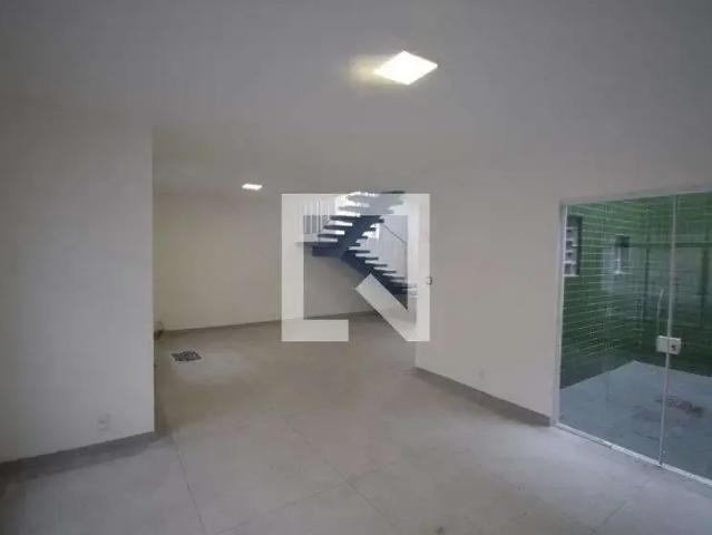 Casa / Sobrado para Locação em São Paulo/SP Tatuapé 3 Quartos