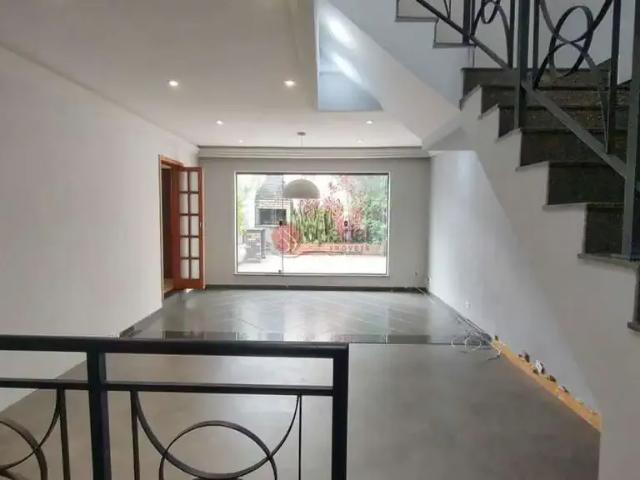 Casa / Sobrado para Locação em São Paulo/SP Tatuapé 3 Quartos